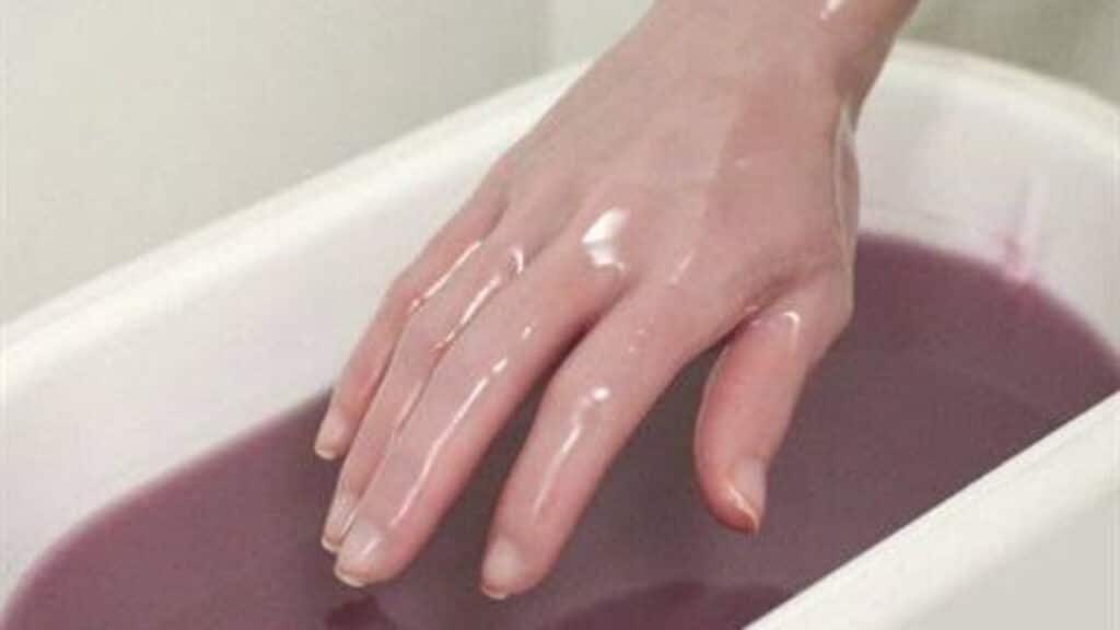 Using Home-Based Paraffin Wax Units for Wrist Pain and Stiffness - GLA ...